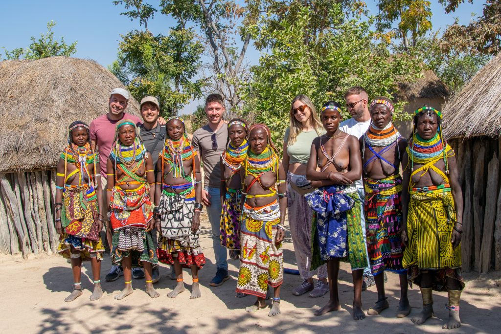 La tribu Muila de Angola: Peinados, tradiciones y rituales - SíaTodo